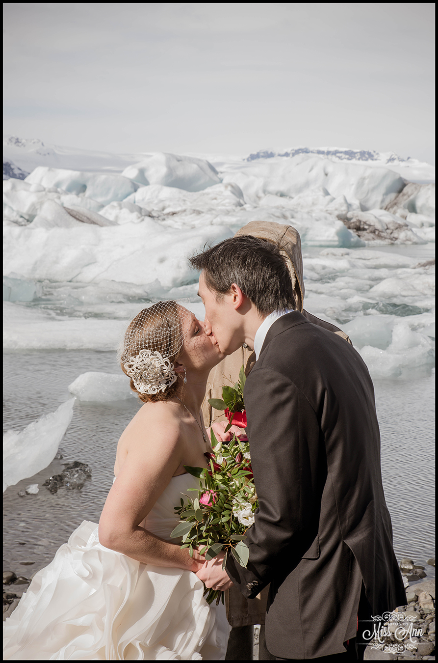 Iceland Wedding Photographer: Bethany + Richard's Southern Iceland ...
