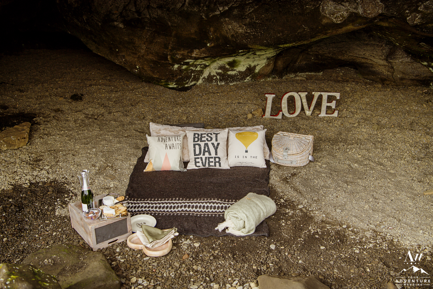 Proposing in Iceland: The Element of Surprise | Iceland Wedding Planner
