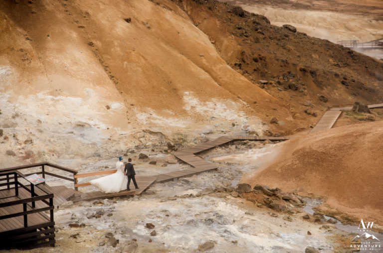 Reykjanes Hot Spring for Two: Skatalaug | Iceland Wedding Planner