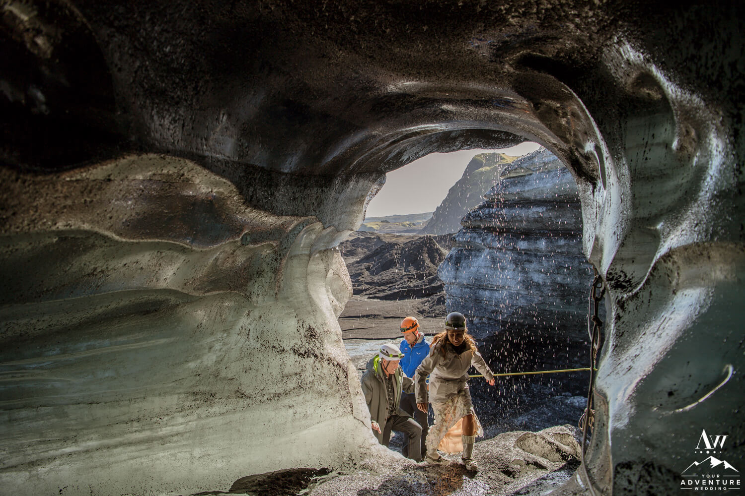 How to Plan an Ice Cave Wedding | Iceland Wedding Planner