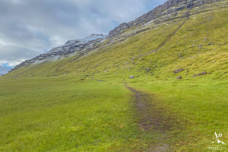 Step by Step Guide: Trekking to Stórurð | Iceland Wedding Planner