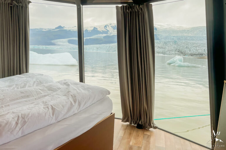 Iceland Igloo Experience at Fjallsárlón Glacier Lagoon