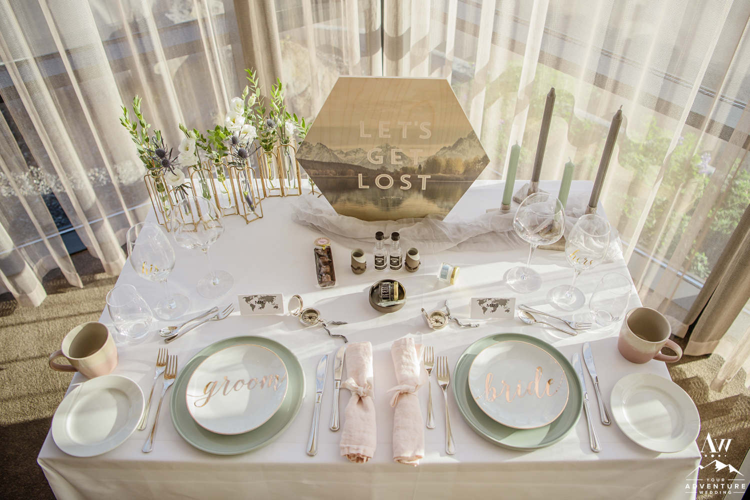 Styled Elopement Reception Table | Iceland Wedding Planner
