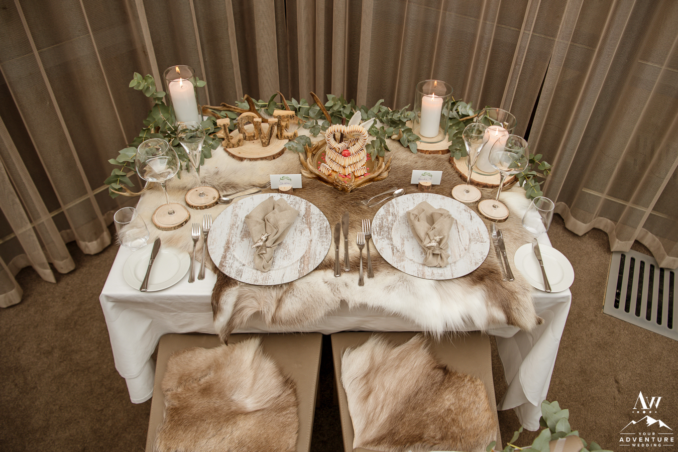 Styled Elopement Reception Table | Iceland Wedding Planner