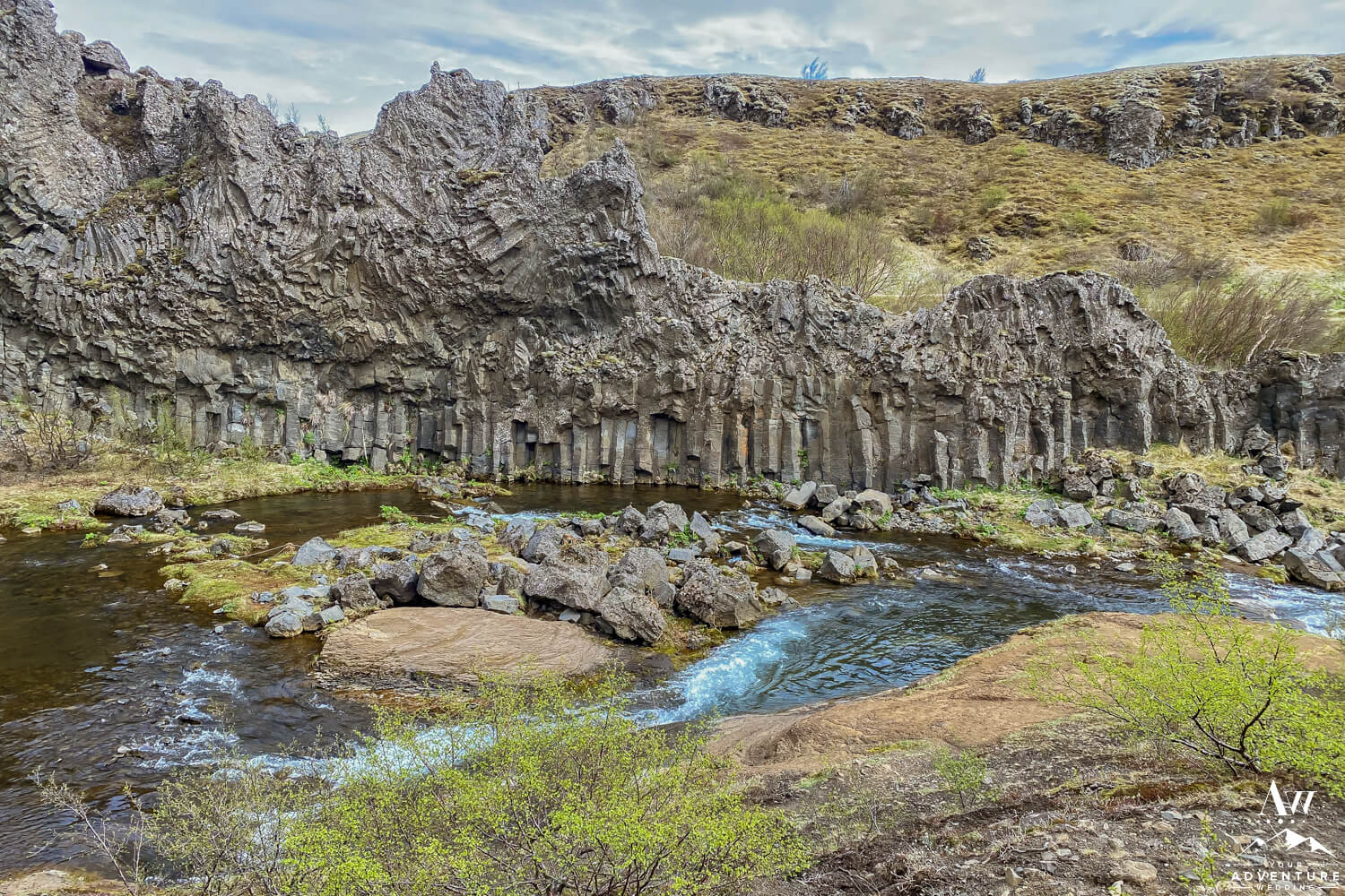 Gjáin Hike Details | Iceland Wedding Planner