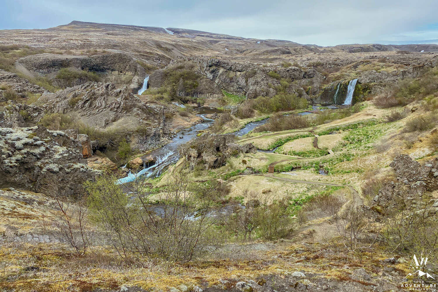 Gjáin Hike Details | Iceland Wedding Planner