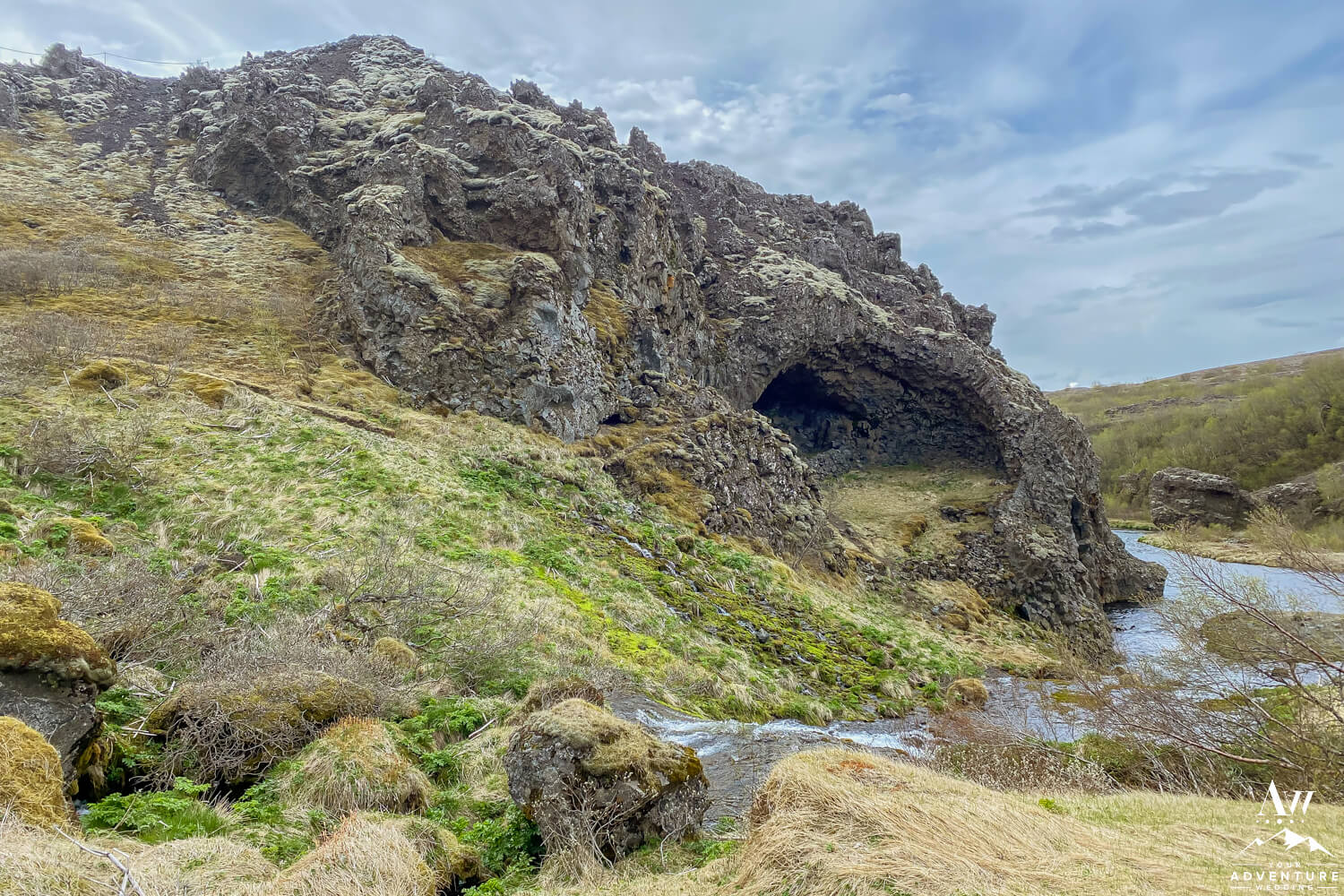 Gjáin Hike Details | Iceland Wedding Planner
