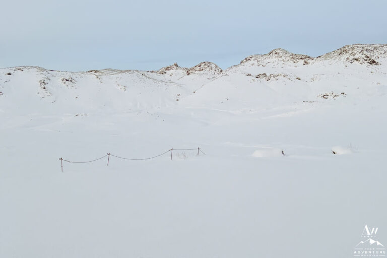 Reykjanes Hot Spring for Two: Skatalaug | Iceland Wedding Planner