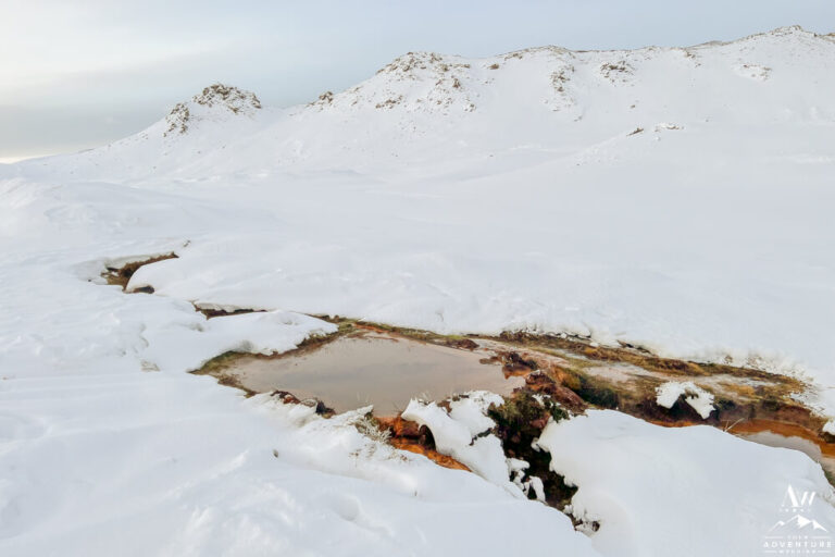 Reykjanes Hot Spring for Two: Skatalaug | Iceland Wedding Planner